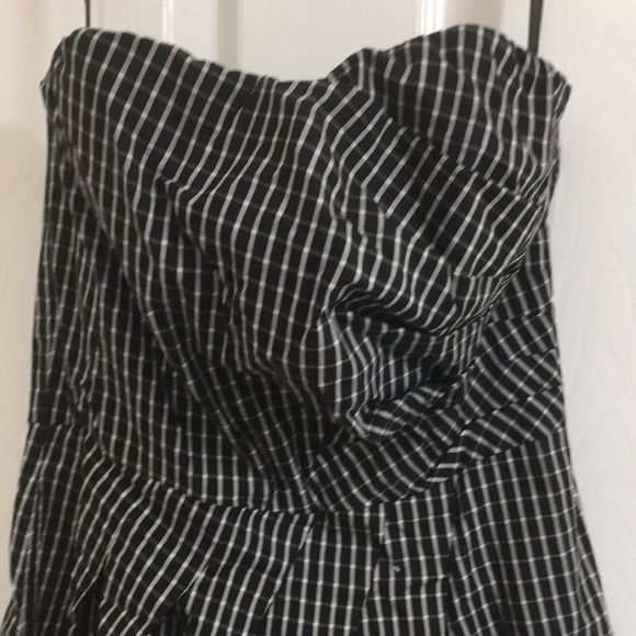 Outback Red | Dresses | Beautiful Black And White Strapless Dress ...